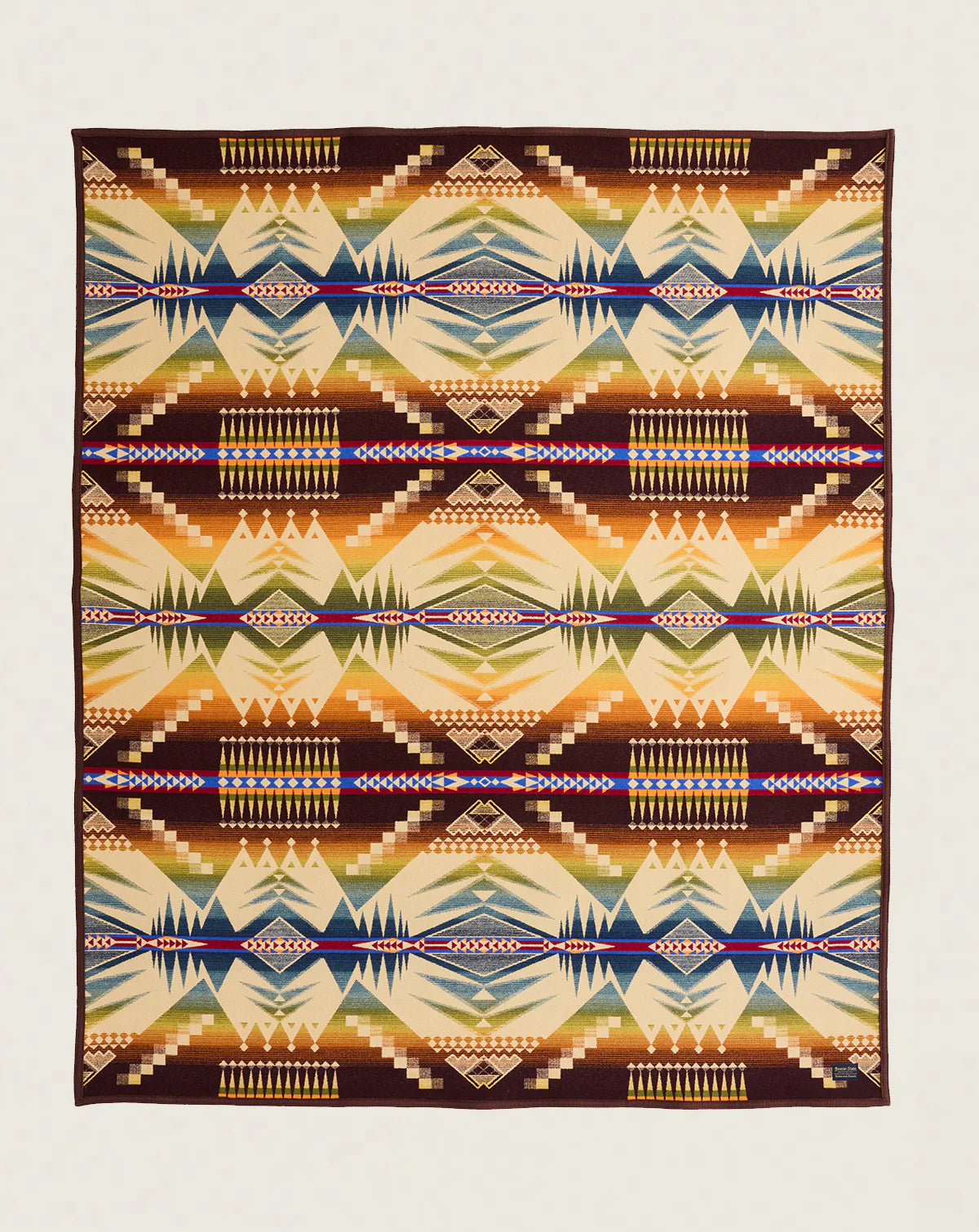 Pendleton Mystic Lake Jacquard Blanket – Wanuskewin Collective