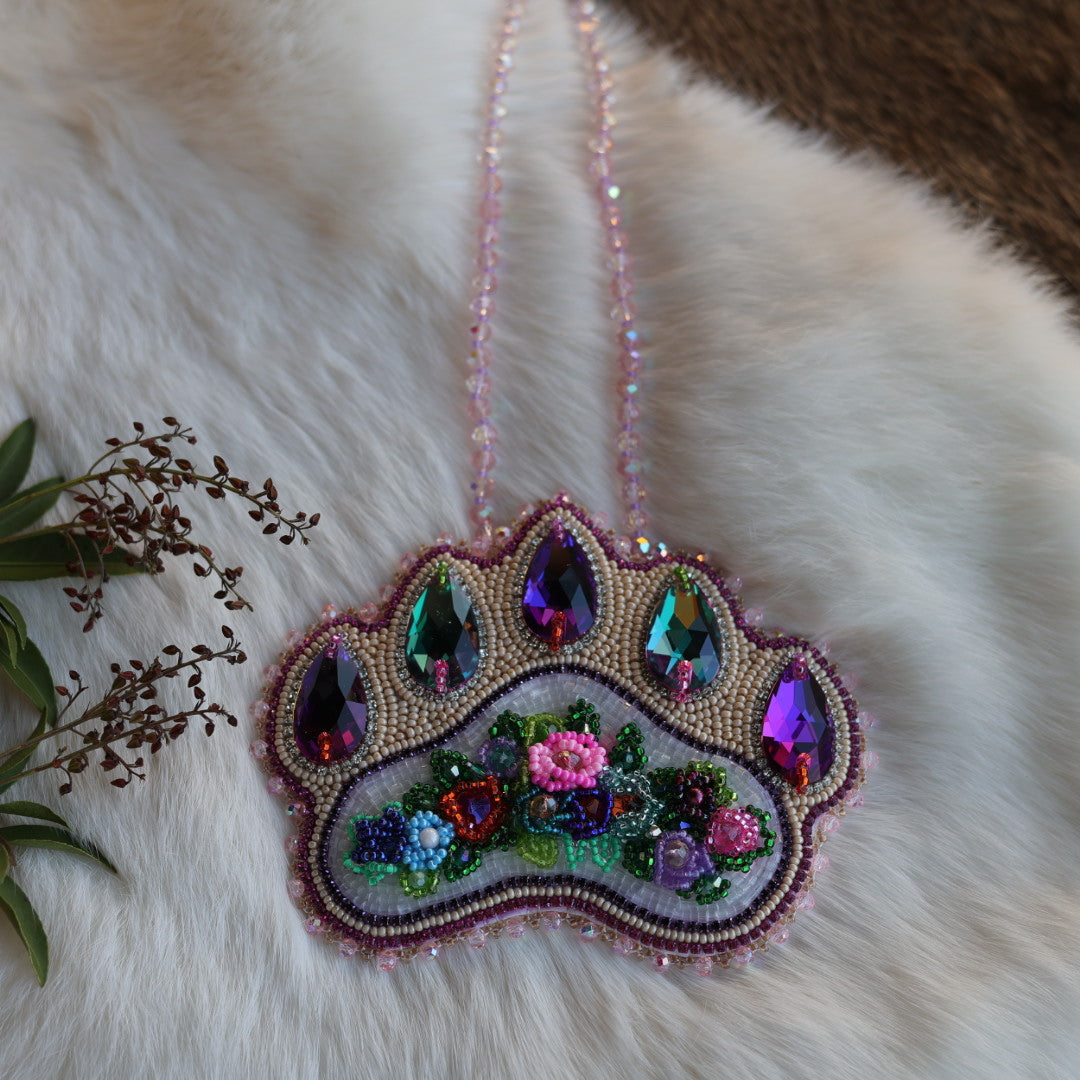 Mercedes G. Bear Paw Medallion – Wanuskewin Collective