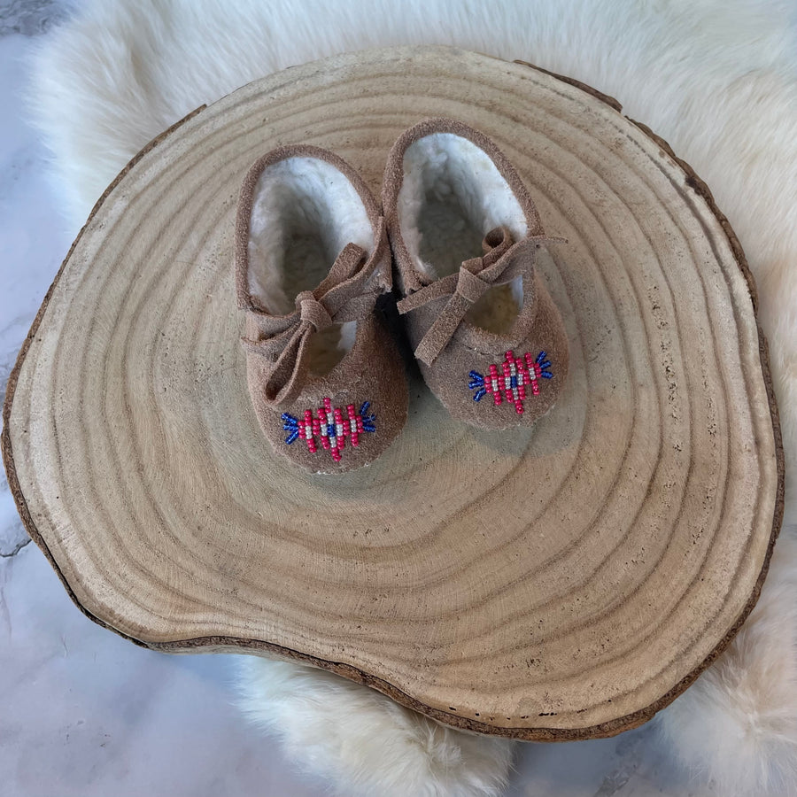 Authentic First Nations Moccasins | Wanuskewin Gift Shop – Wanuskewin ...